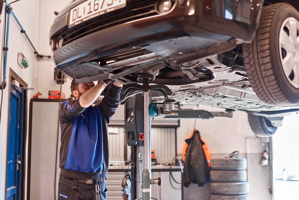 VERKSTED - Skogen Bil